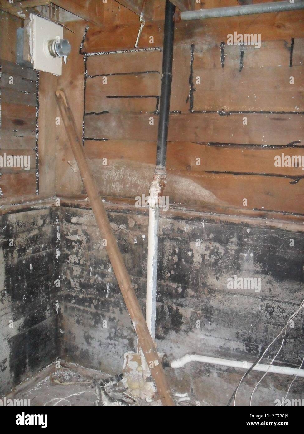 construction and renovation old house partially burned in need of ...