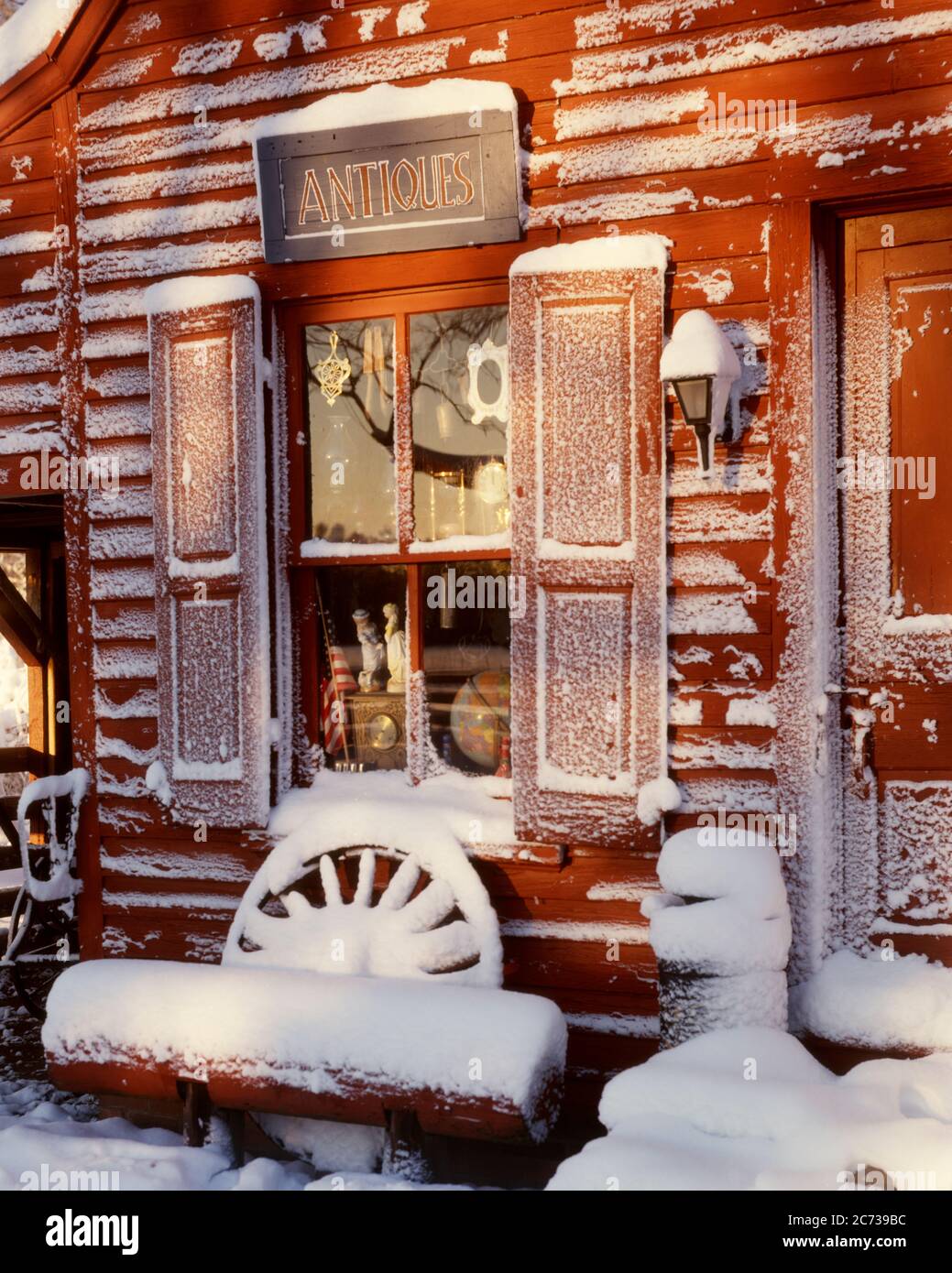 Shops 1980s hi-res stock photography and images - Alamy