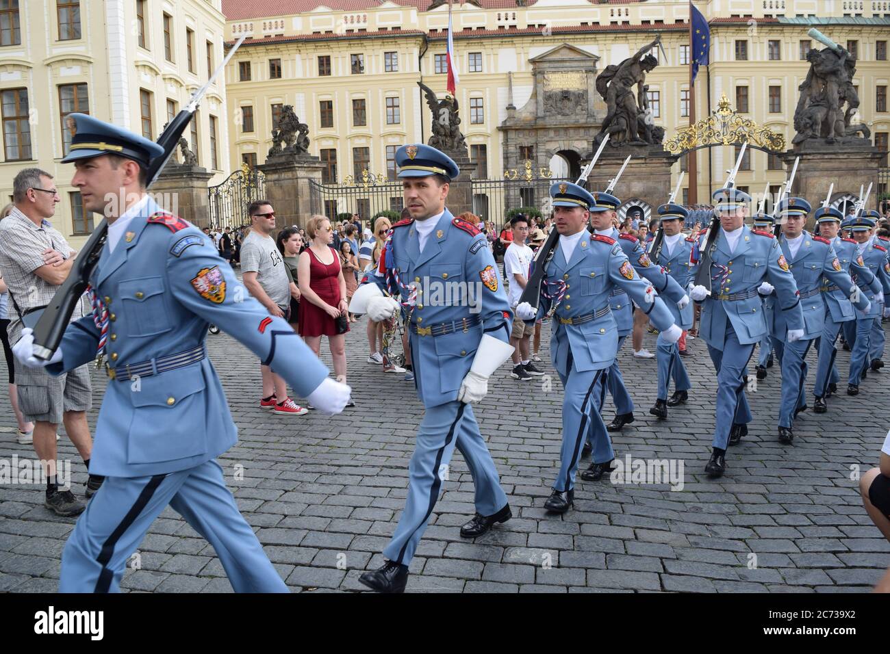 Changing of the guard ceremony at historic Prague Castle in courtyard ...