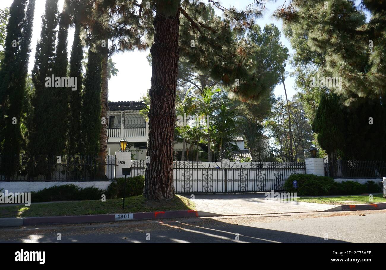 Charo and xavier cugat hi-res stock photography and images - Alamy