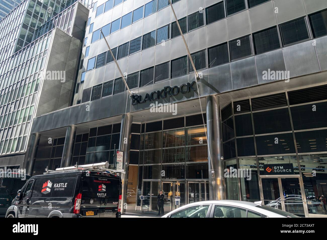 Worlds largest asset manager hi-res stock photography and images - Alamy