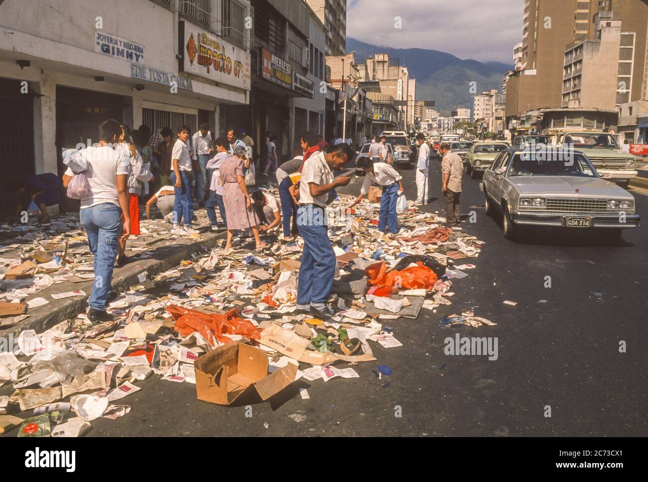 Caracas 1980s hi-res stock photography and images - Alamy