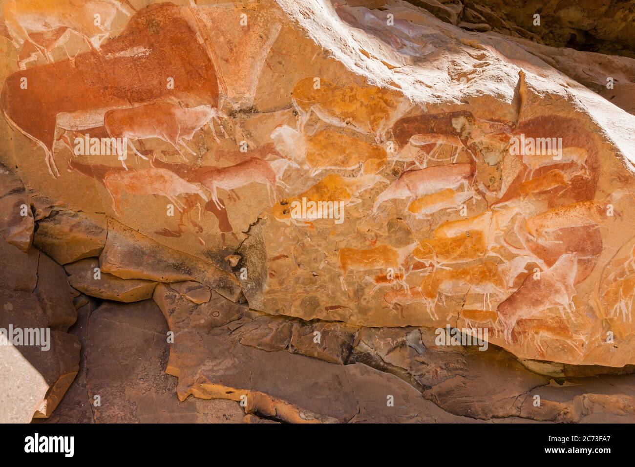 Drakensberg, "Eland cave" rock painting site, rock art, Didima gorge ...
