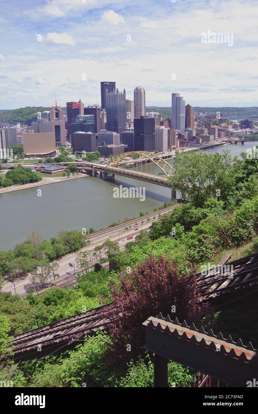 Pittsburgh cityview hi-res stock photography and images - Alamy