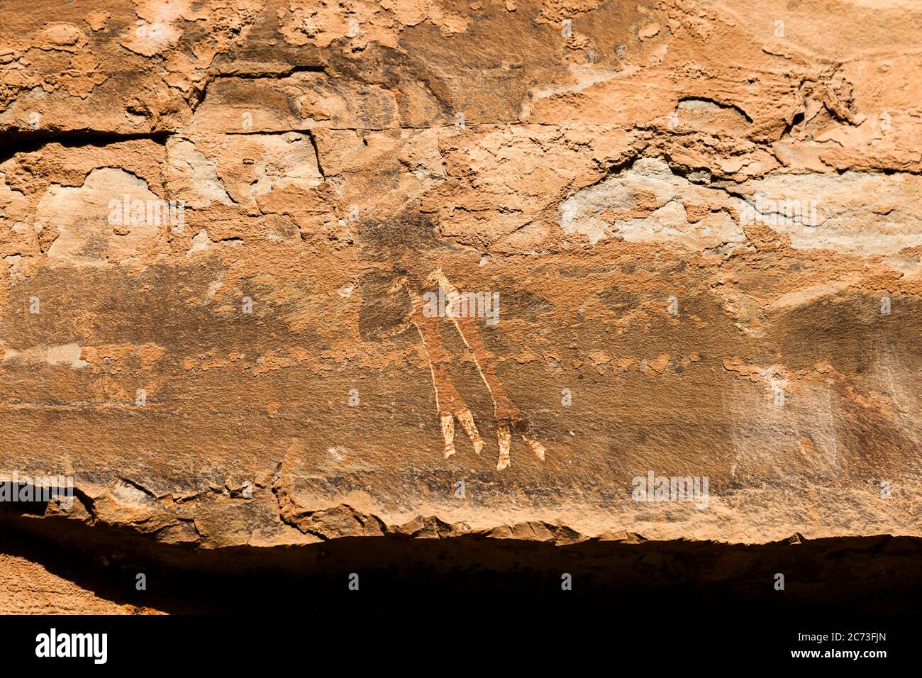 Drakensberg, "Battle Cave" rock art site, bushman rock paintings ...