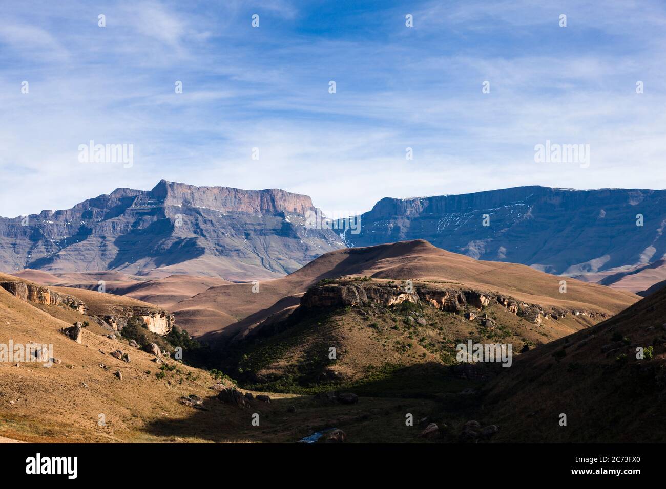 Drakensberg, Giants Castle mountain, from "Main cave" trail, Giants ...