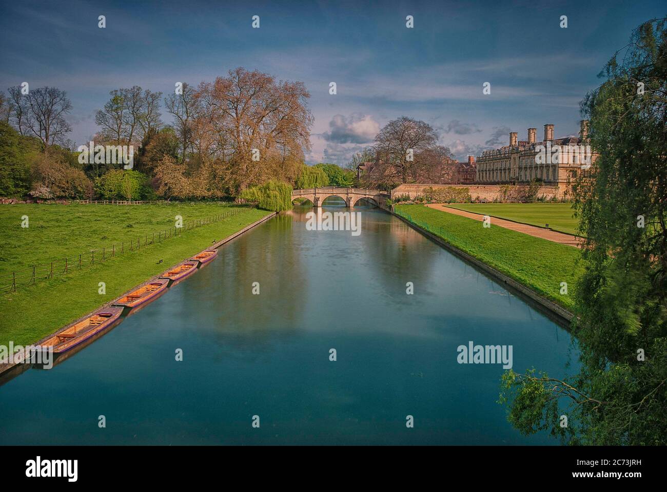 Cambridge architecture canal hi-res stock photography and images - Alamy