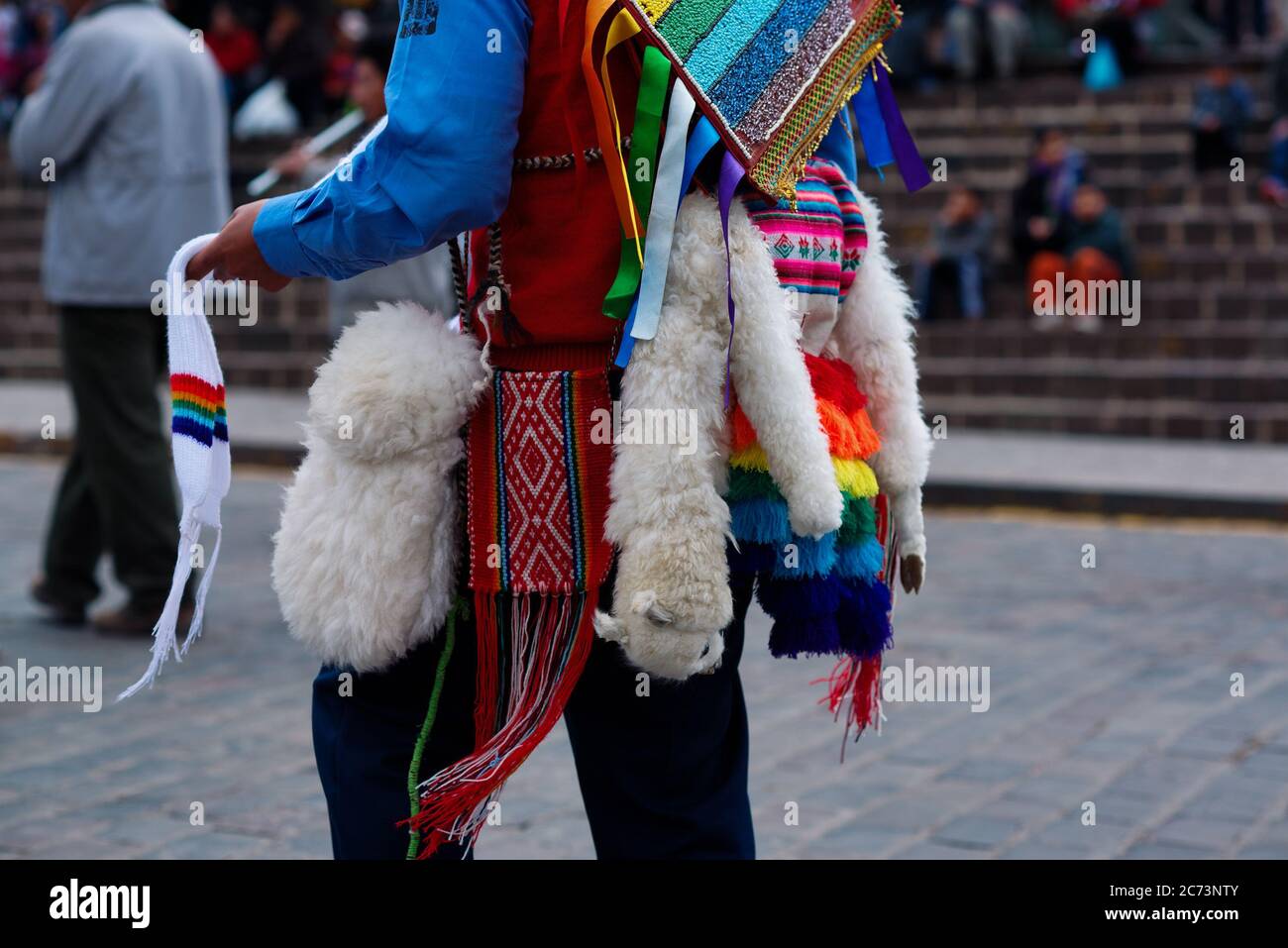 Peruvian men in traditional clothing hi-res stock photography and ...