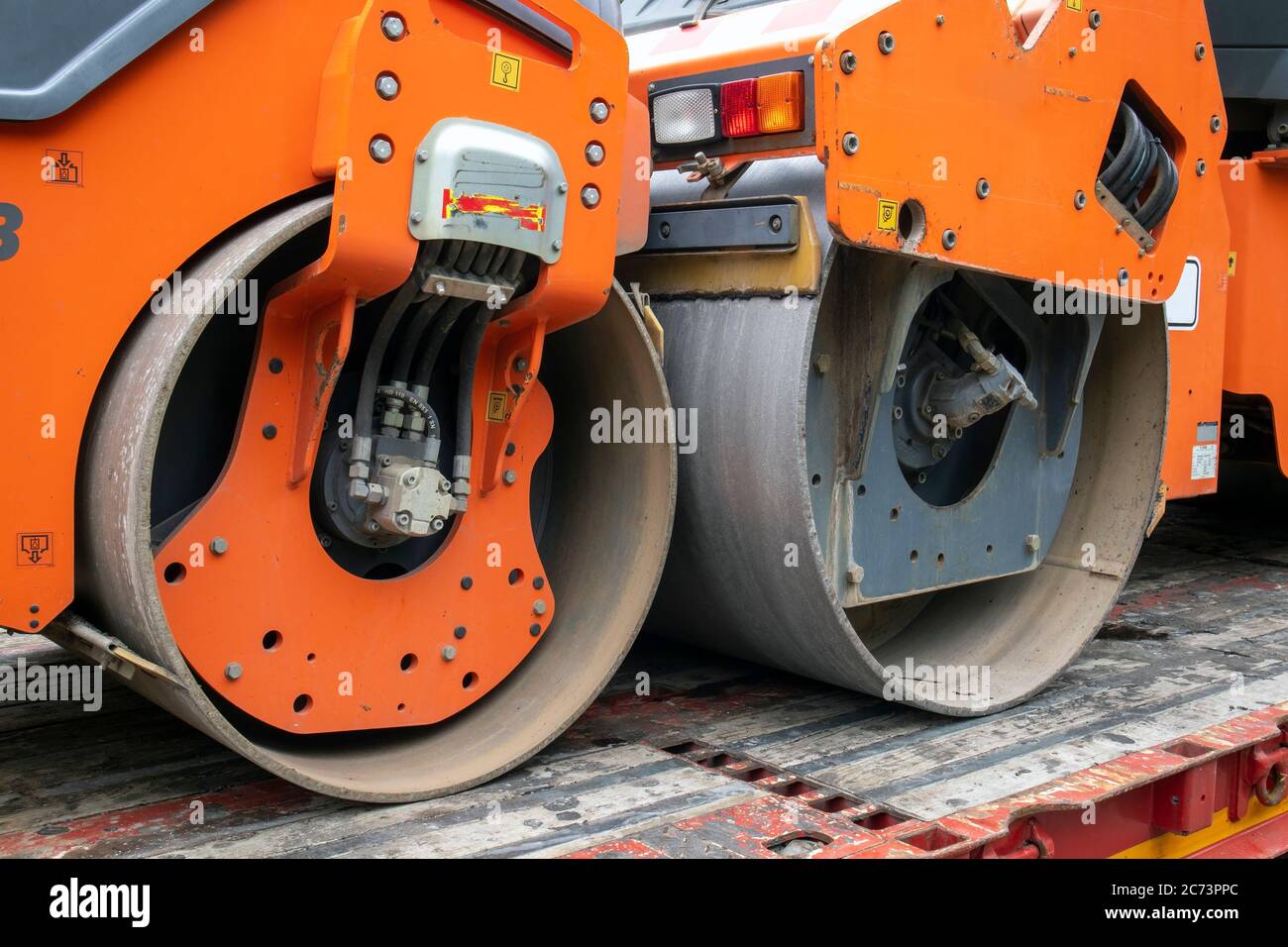View of the road roller wheels Stock Photo - Alamy
