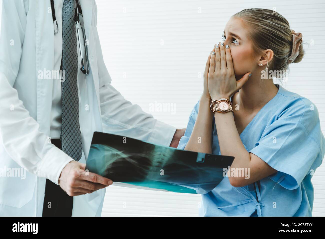 Doctor mistake hi-res stock photography and images - Alamy