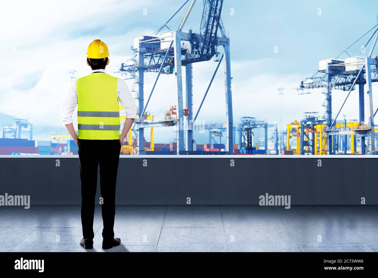Male seaport hi-res stock photography and images - Alamy