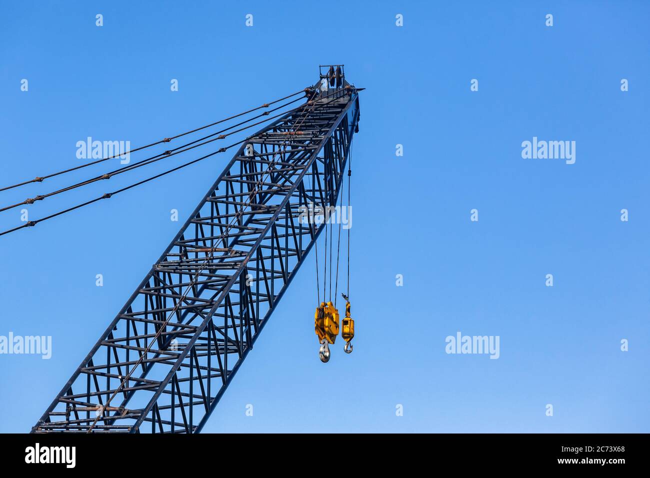 Cables extended hi-res stock photography and images - Alamy