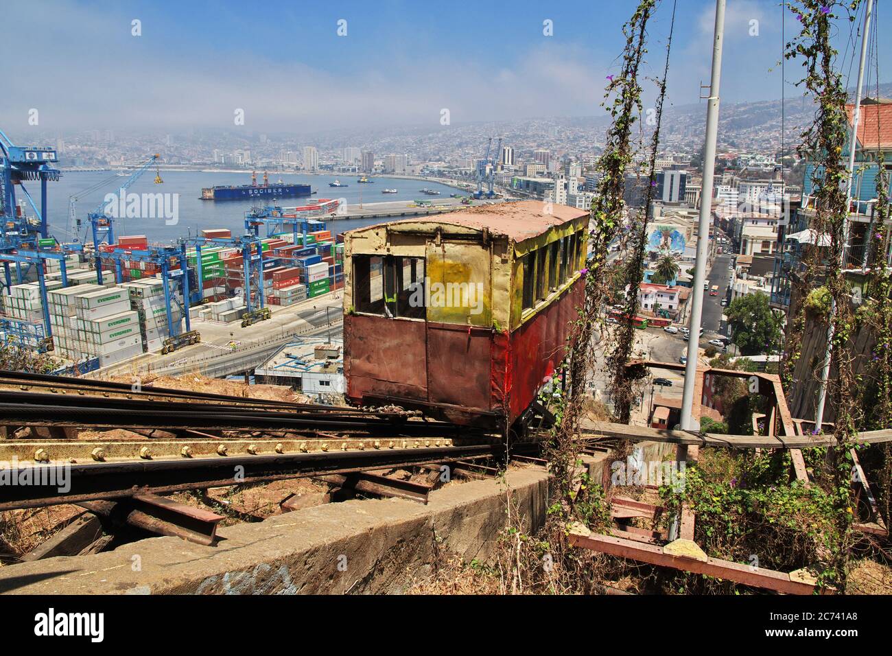 The vintage funicular in Valparaiso, Pacific coast, Chile Stock Photo ...