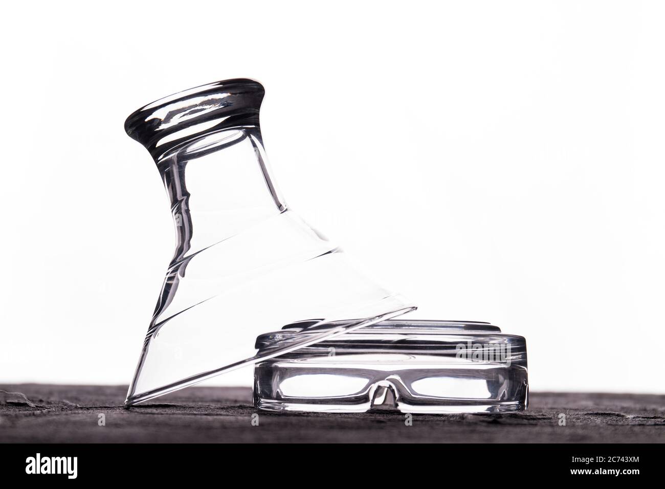 Clean curved glassware and ashtray Stock Photo - Alamy