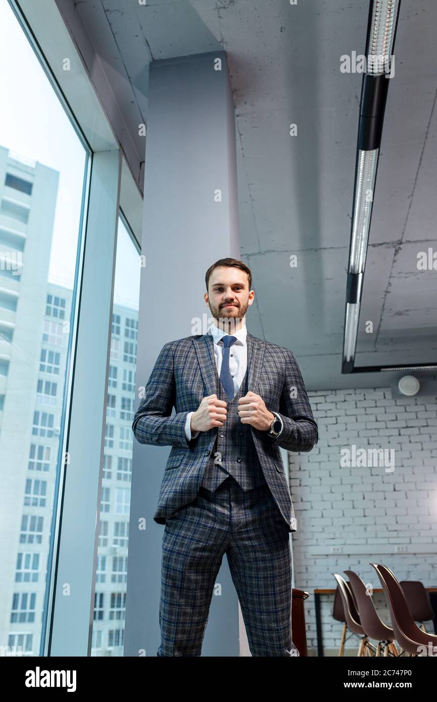 Male only boardroom hi-res stock photography and images - Alamy