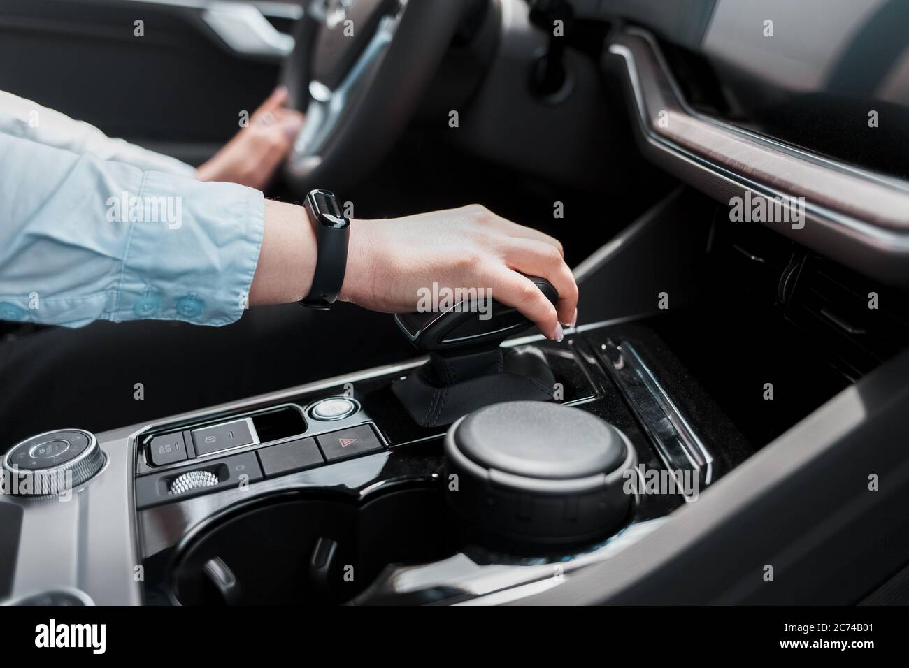 Gear selector hi-res stock photography and images - Alamy