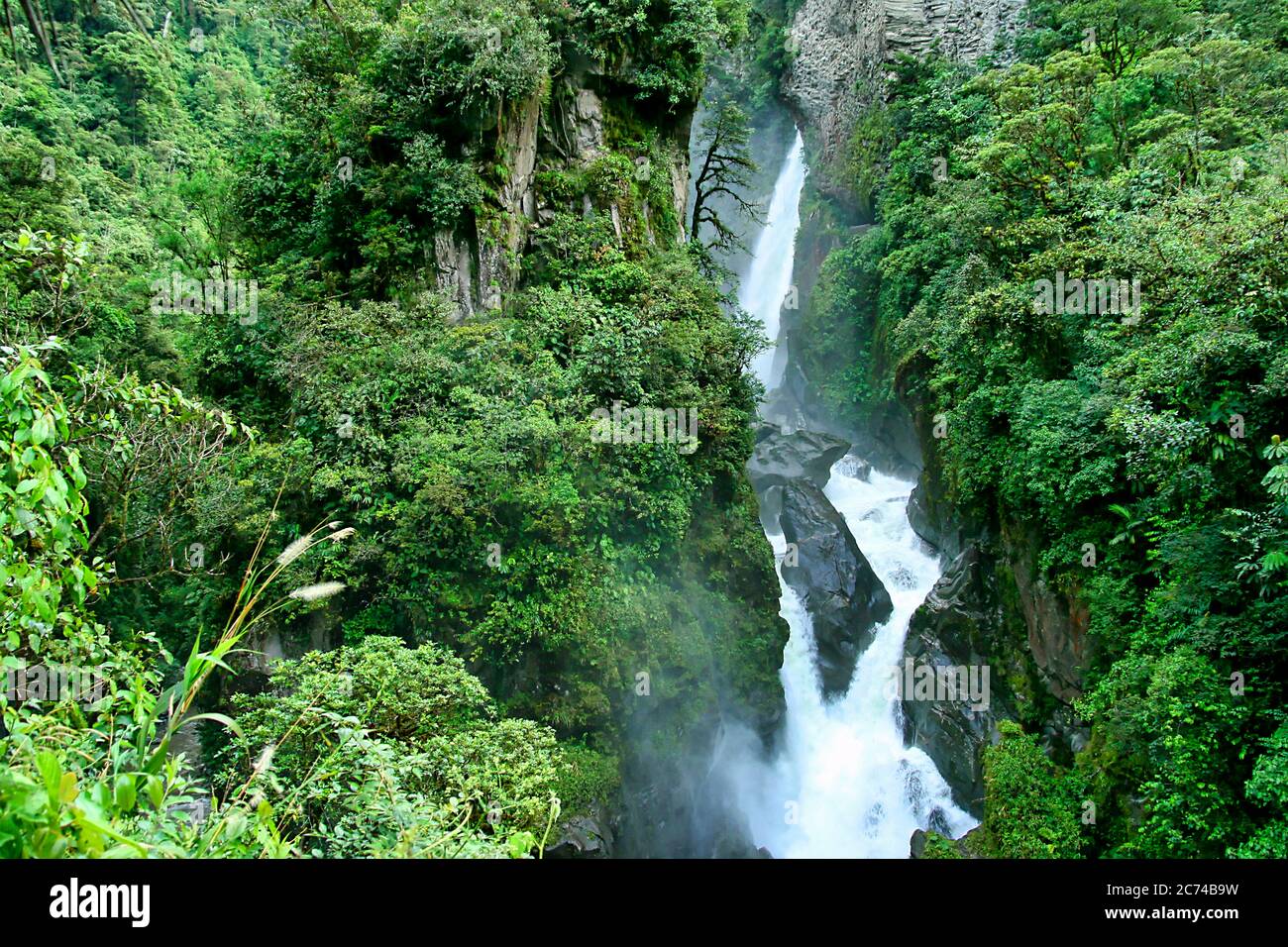 Pailón del Diablo Waterfall, Río Verde Waterfall, Tungurahua Province ...