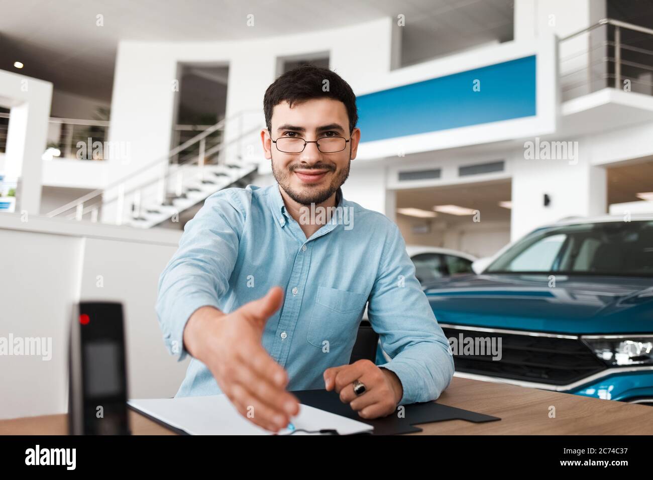 Successful salesman hi-res stock photography and images - Alamy