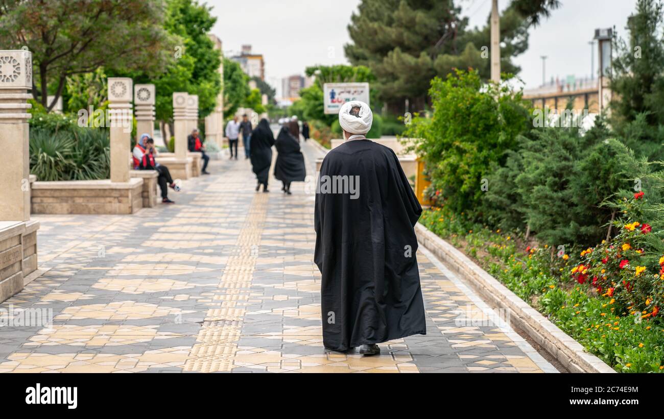 Holy city of qom iran middle east hi-res stock photography and images ...