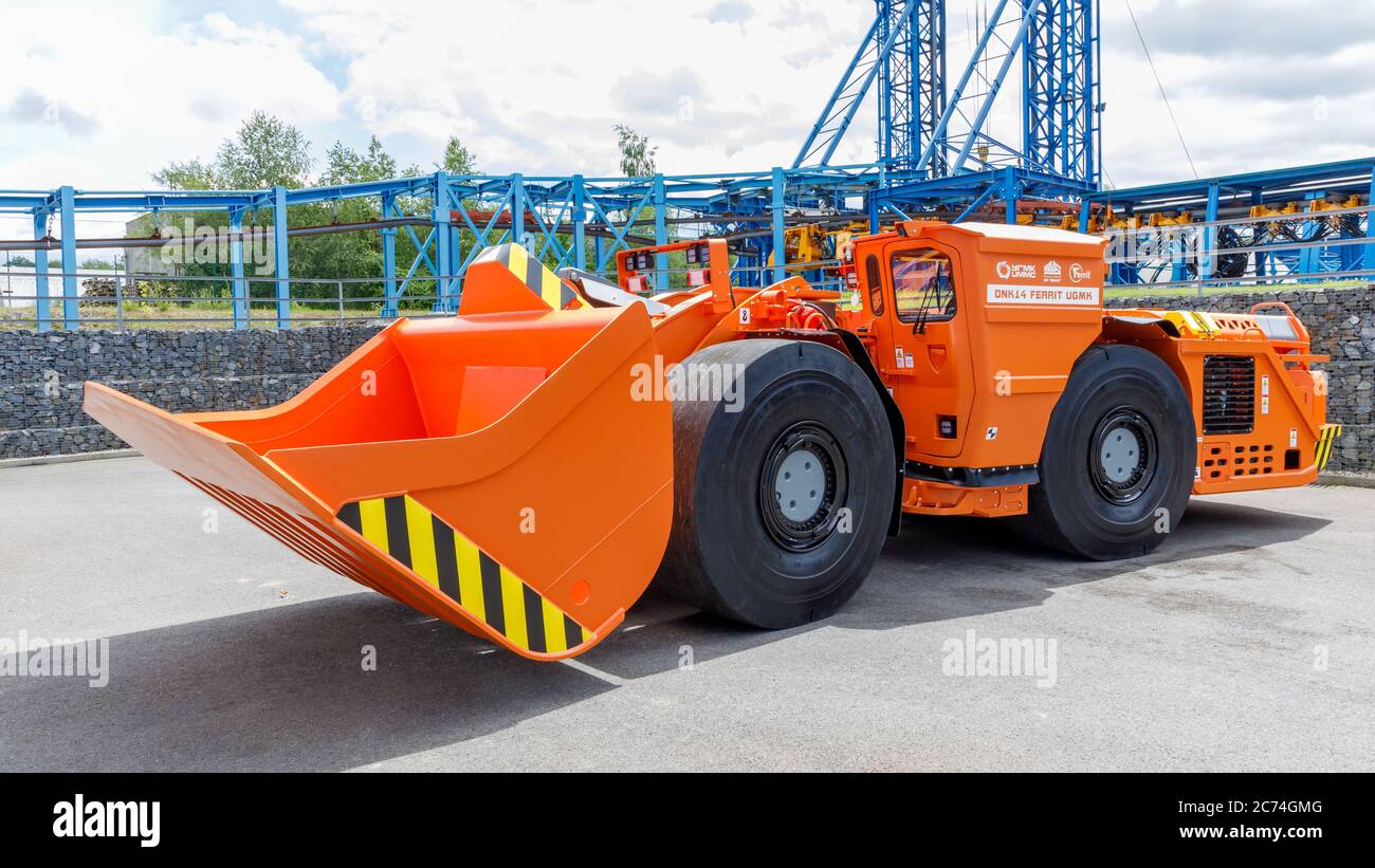 Load haul dump hi-res stock photography and images - Alamy