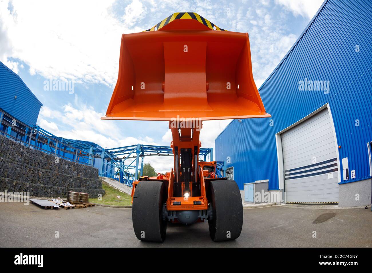 Load haul dump hi-res stock photography and images - Alamy