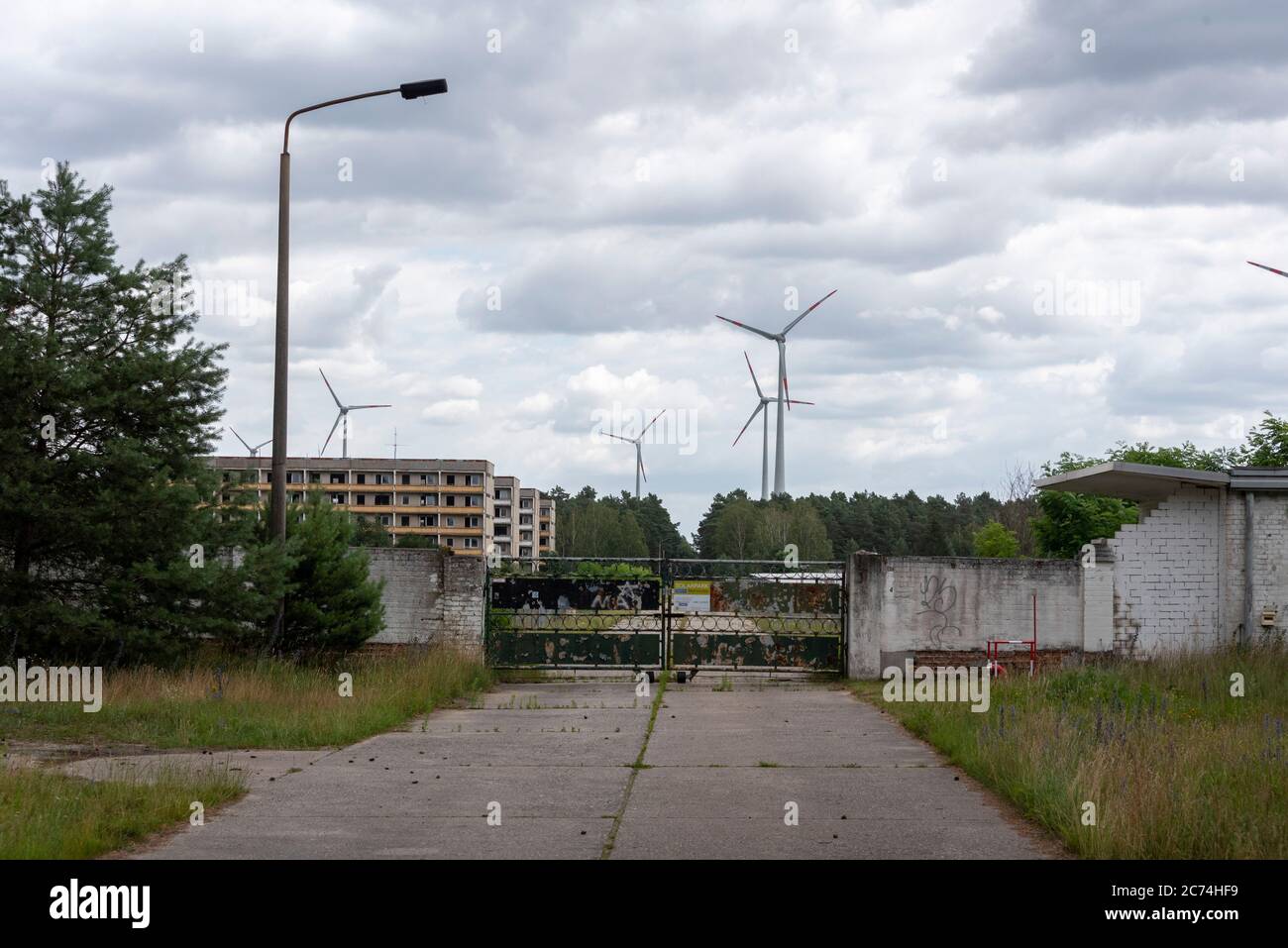 Soviet barracks hi-res stock photography and images - Alamy