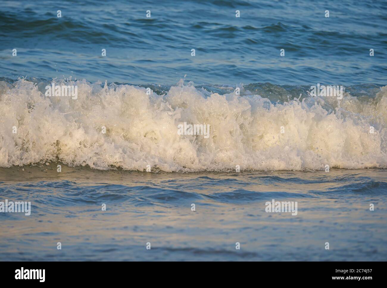 wave splash sea beach macro, close up Stock Photo - Alamy