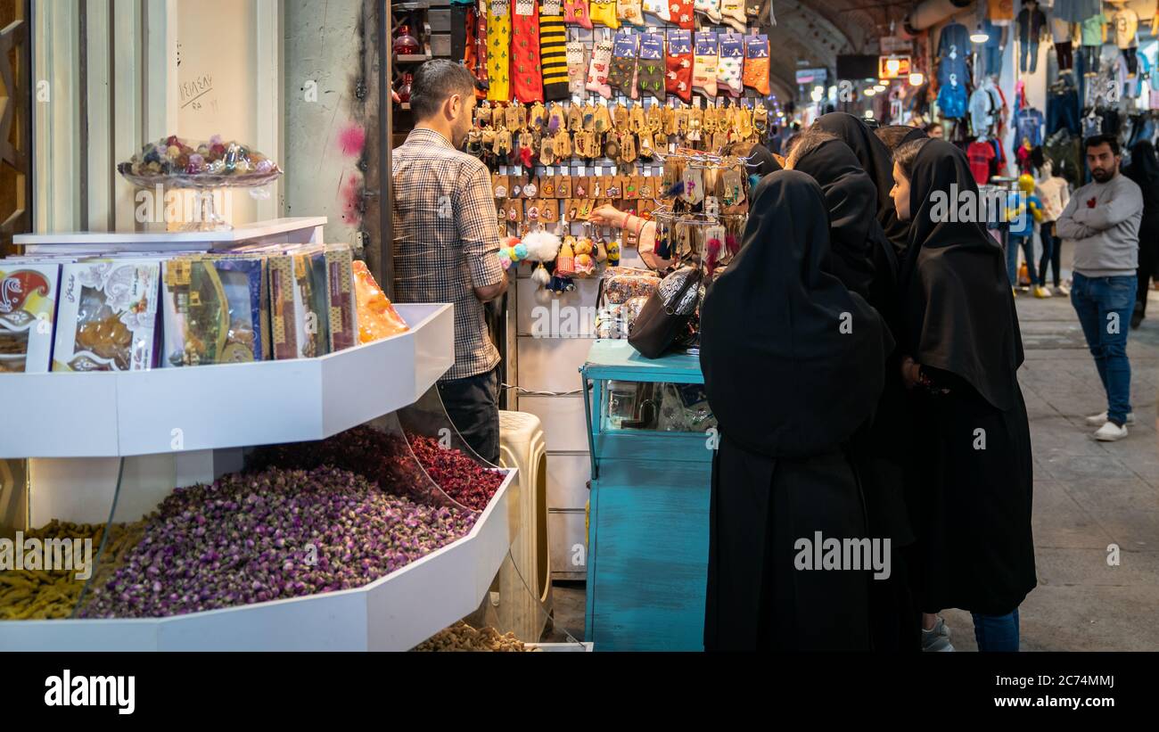 Isfahan, Iran - May 2019: Grand bazaar of Isfahan, also known as Bazar ...