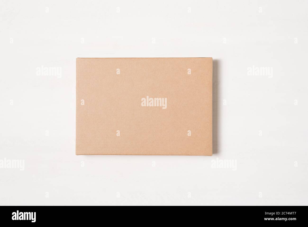 Empty cardboard rectangular brown hi-res stock photography and images ...
