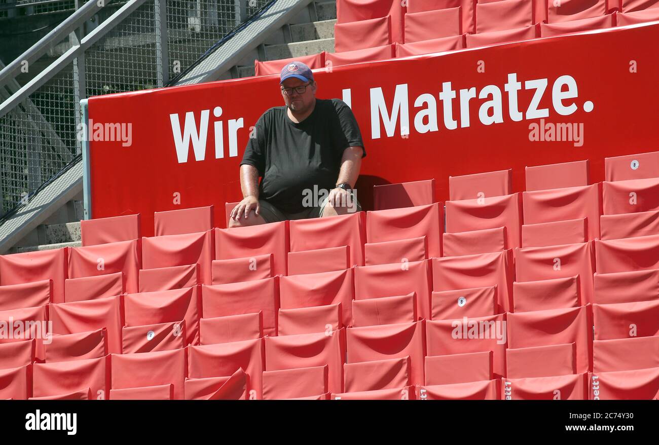 Steffi graf watches hi-res stock photography and images - Alamy