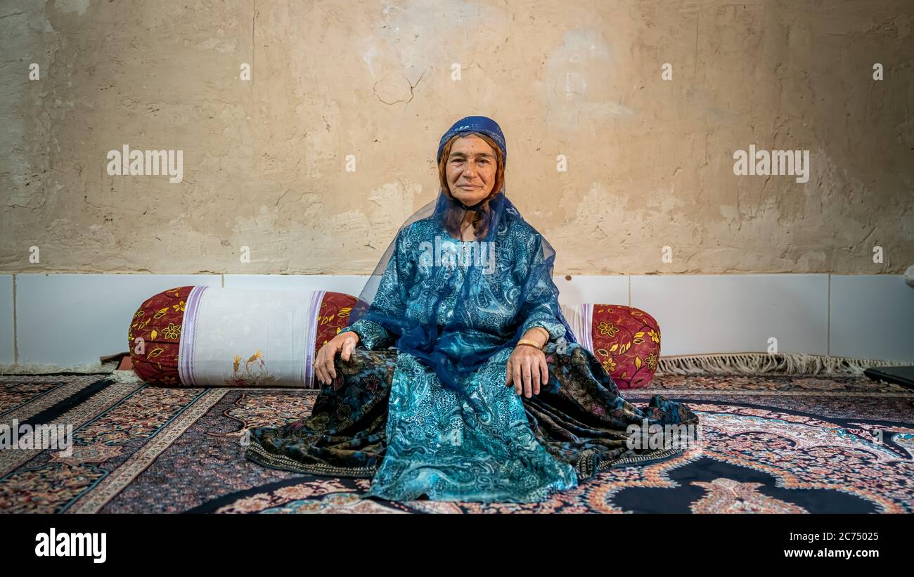 Shiraz, Iran - May 2019: Qashqai Turkish woman wearing a traditional ...
