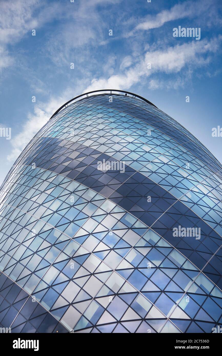 Blue sky gherkin hi-res stock photography and images - Alamy