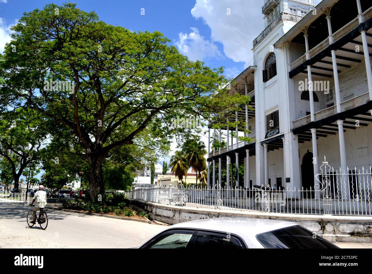 Zanzibar stone town palace museum hi-res stock photography and images ...