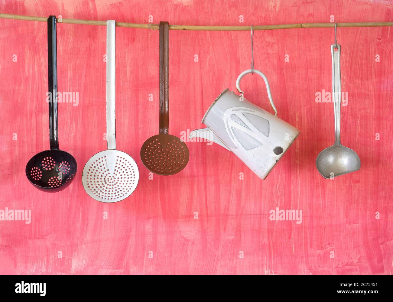 Enamel jug kitchen spoons hi-res stock photography and images - Alamy