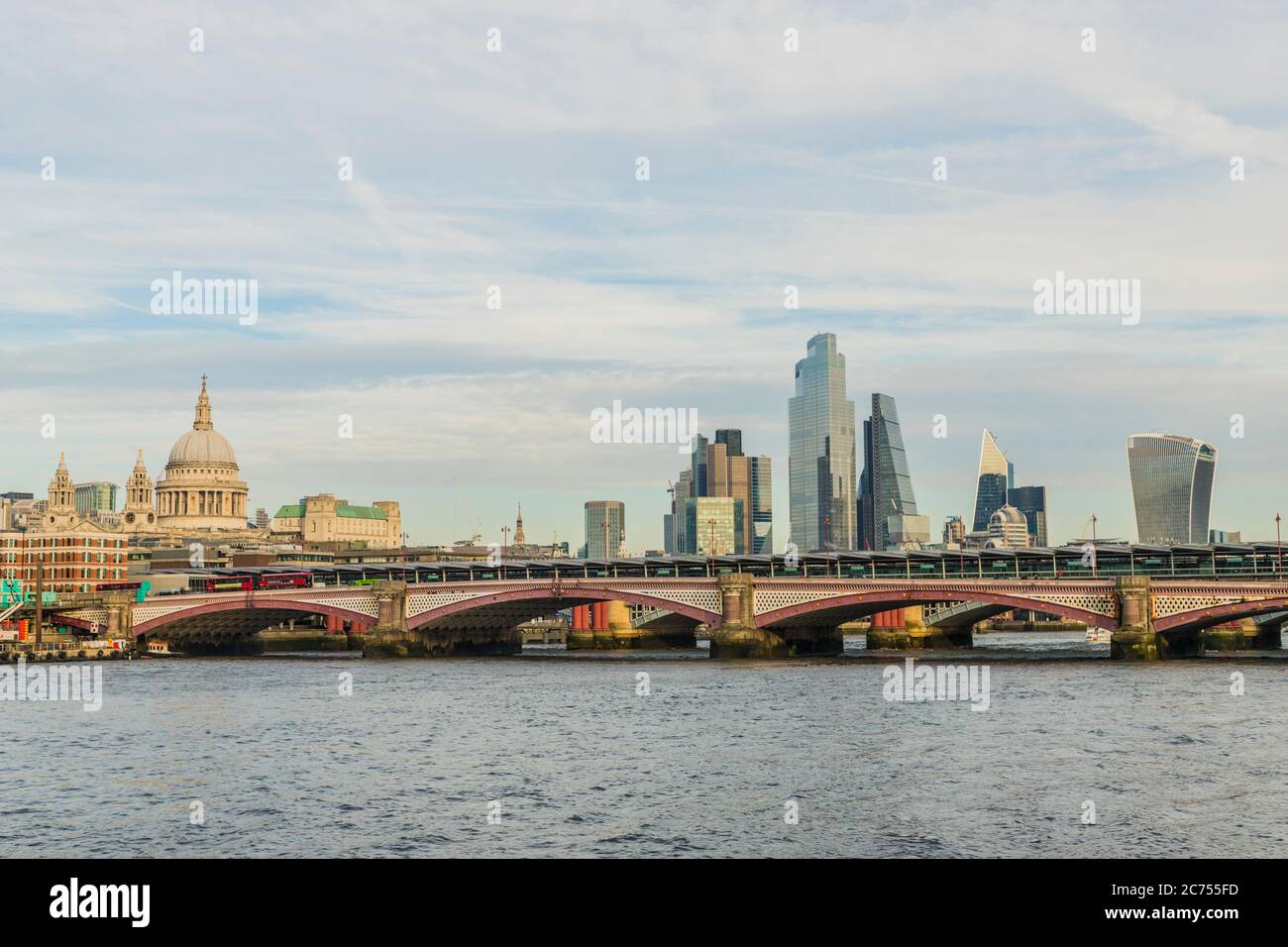 A typical scene in London uk Stock Photo - Alamy
