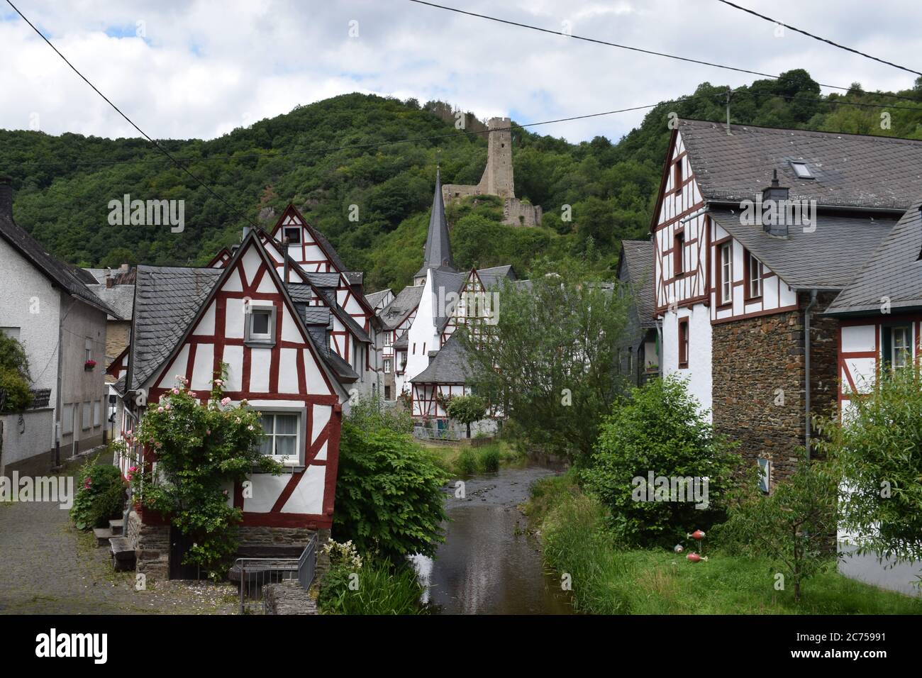 medieval Monreal, downtown Stock Photo - Alamy
