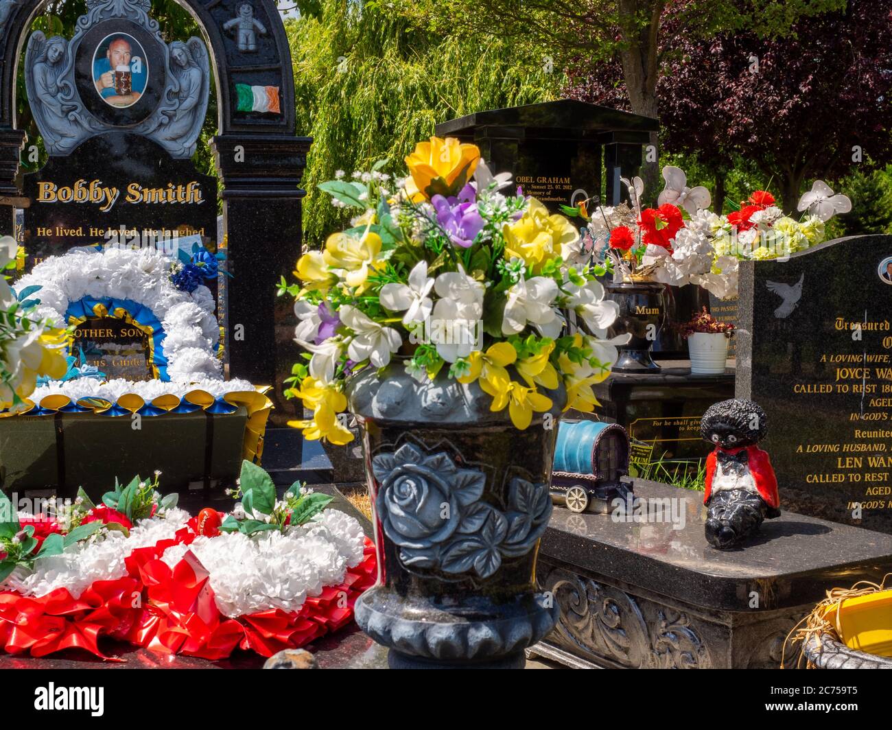 Cheshunt cemetery hi-res stock photography and images - Alamy