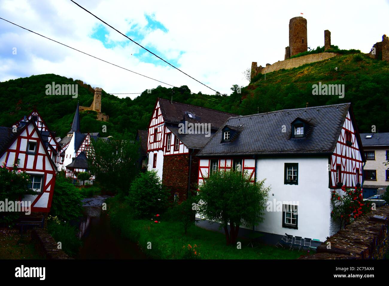 medieval Monreal, downtown Stock Photo - Alamy