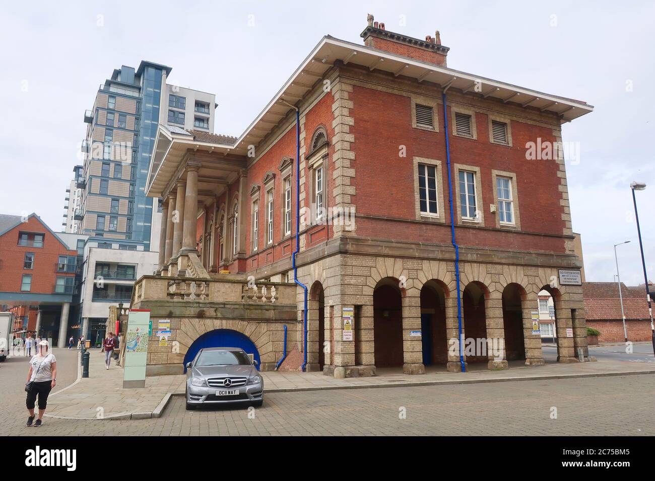Ipswich, UK - 14 July 2020: The customs house on the waterfront Stock ...
