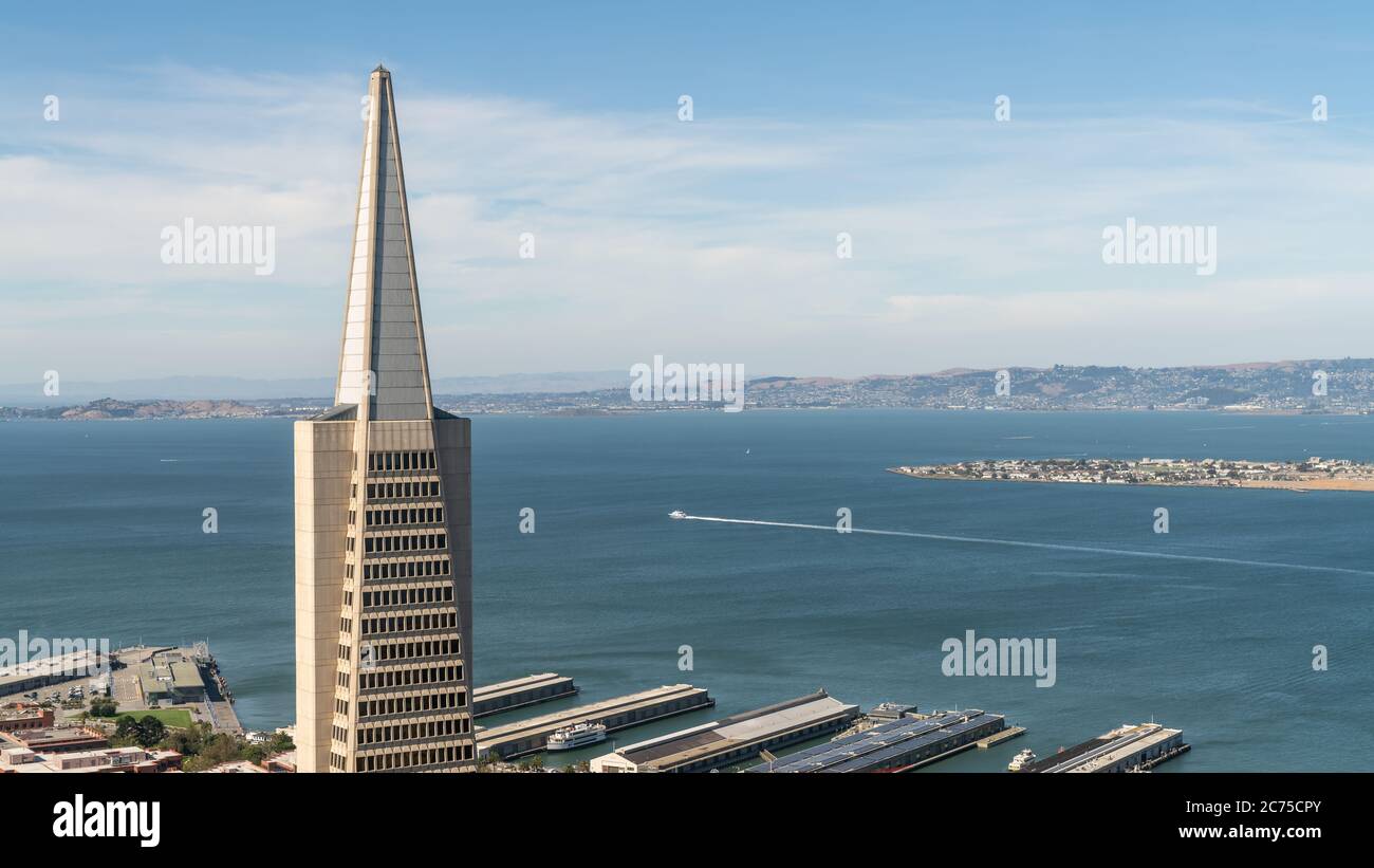 San Francisco, California, USA - August 2019: San Francisco cityscape ...