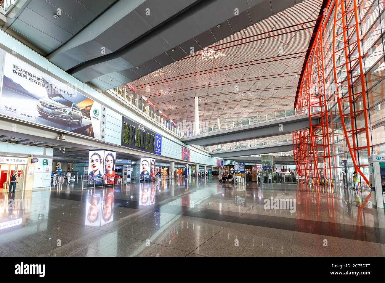 Beijing airport terminal 3 hi-res stock photography and images - Alamy