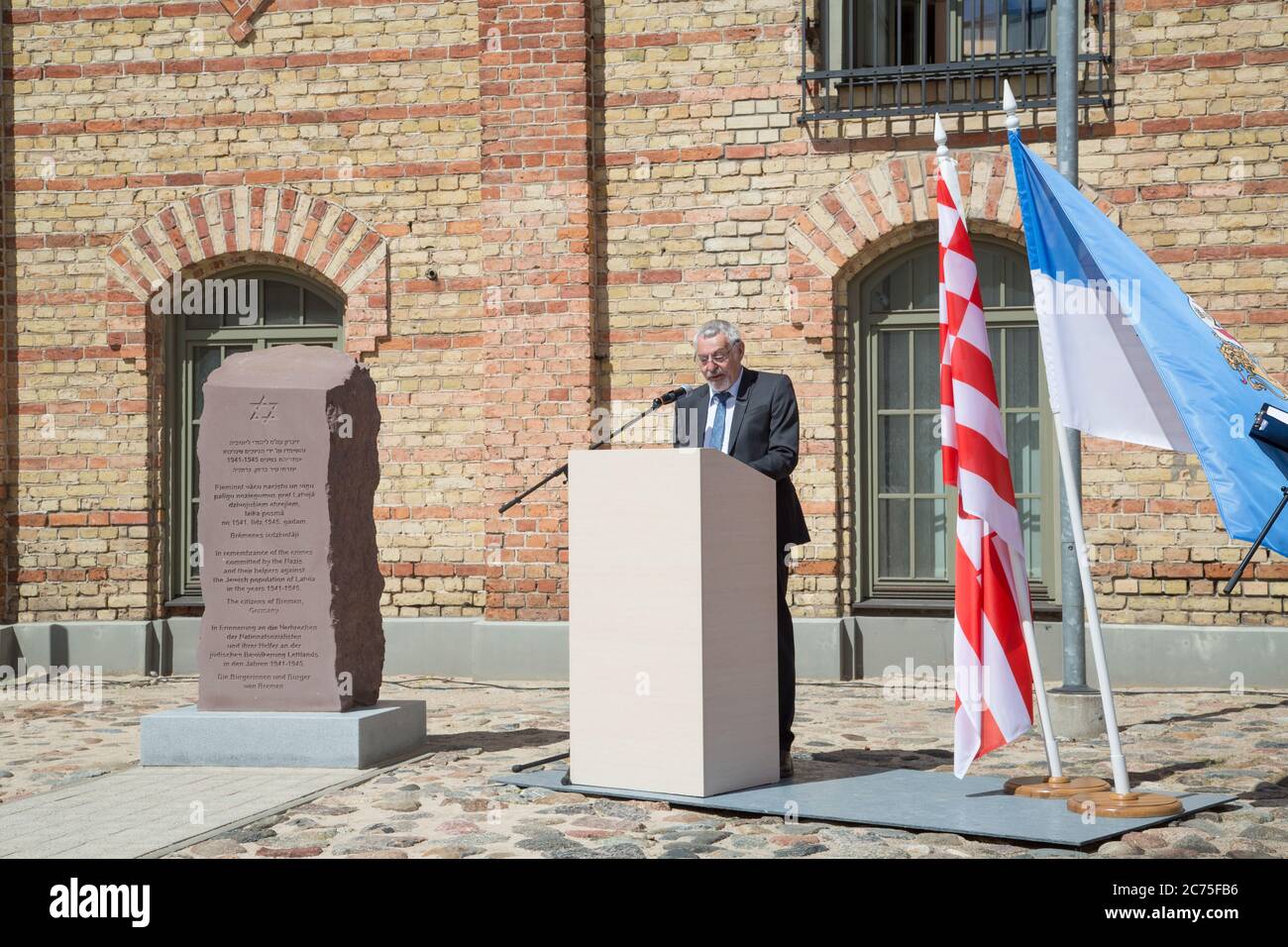 Ghetto historian hi-res stock photography and images - Alamy