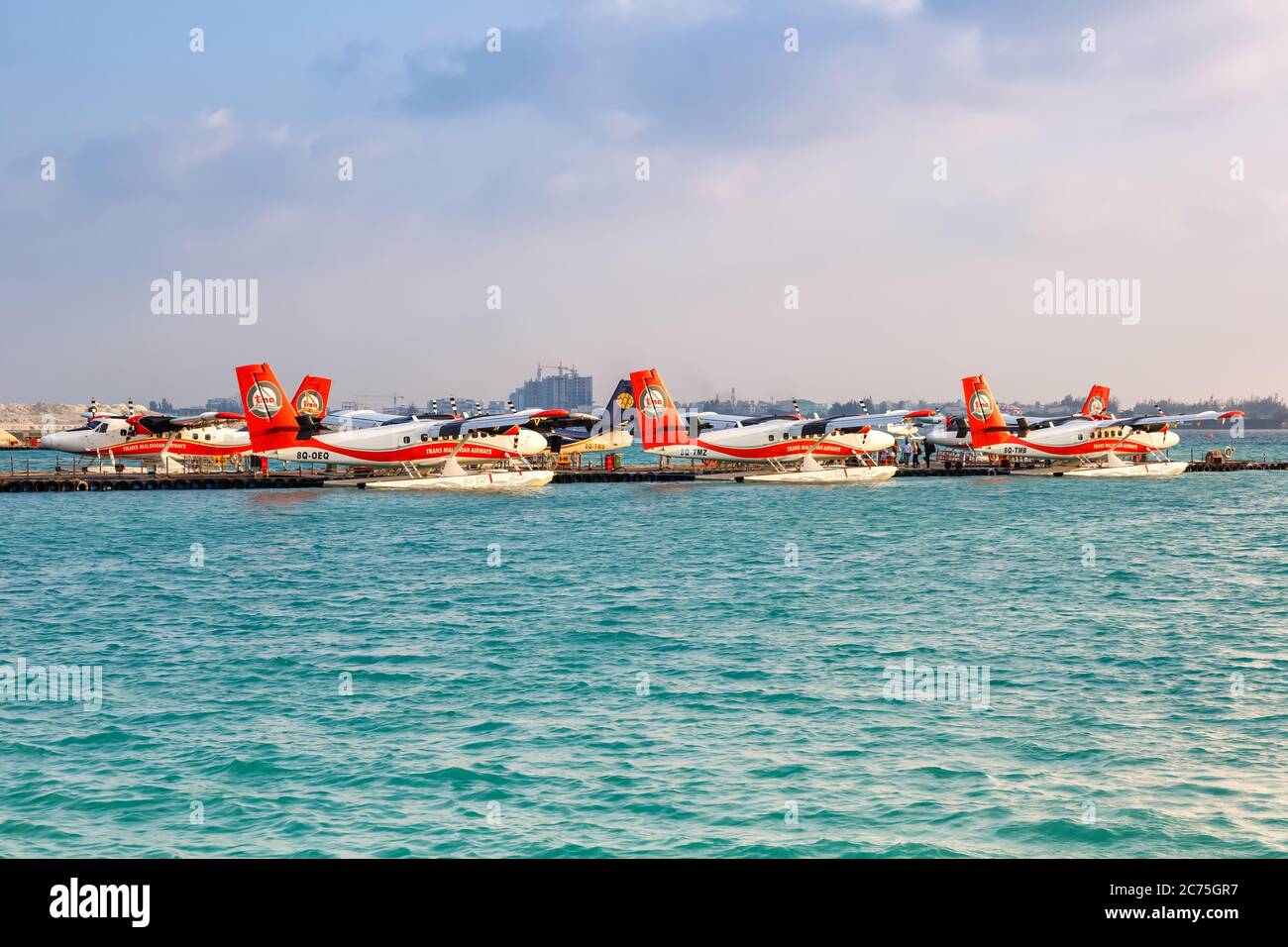 Aircraft trans maldivian airlines hi-res stock photography and images ...