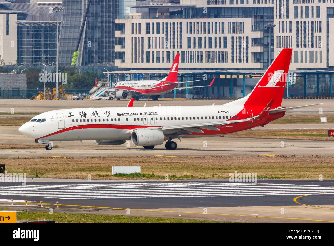 Shanghai, China - September 28, 2019: Shanghai Airlines Boeing 737-800 ...