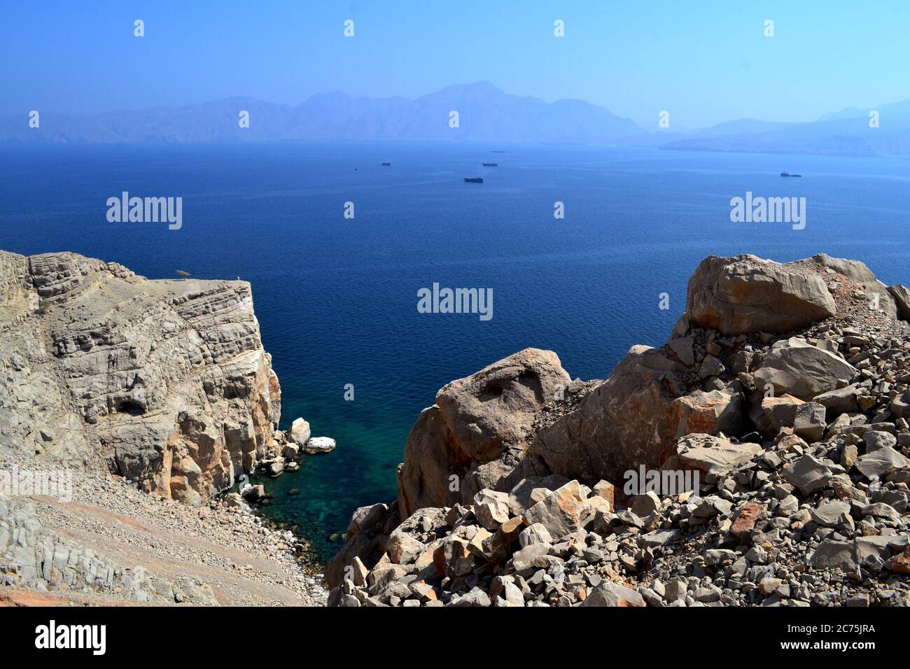 Musandam hi-res stock photography and images - Alamy