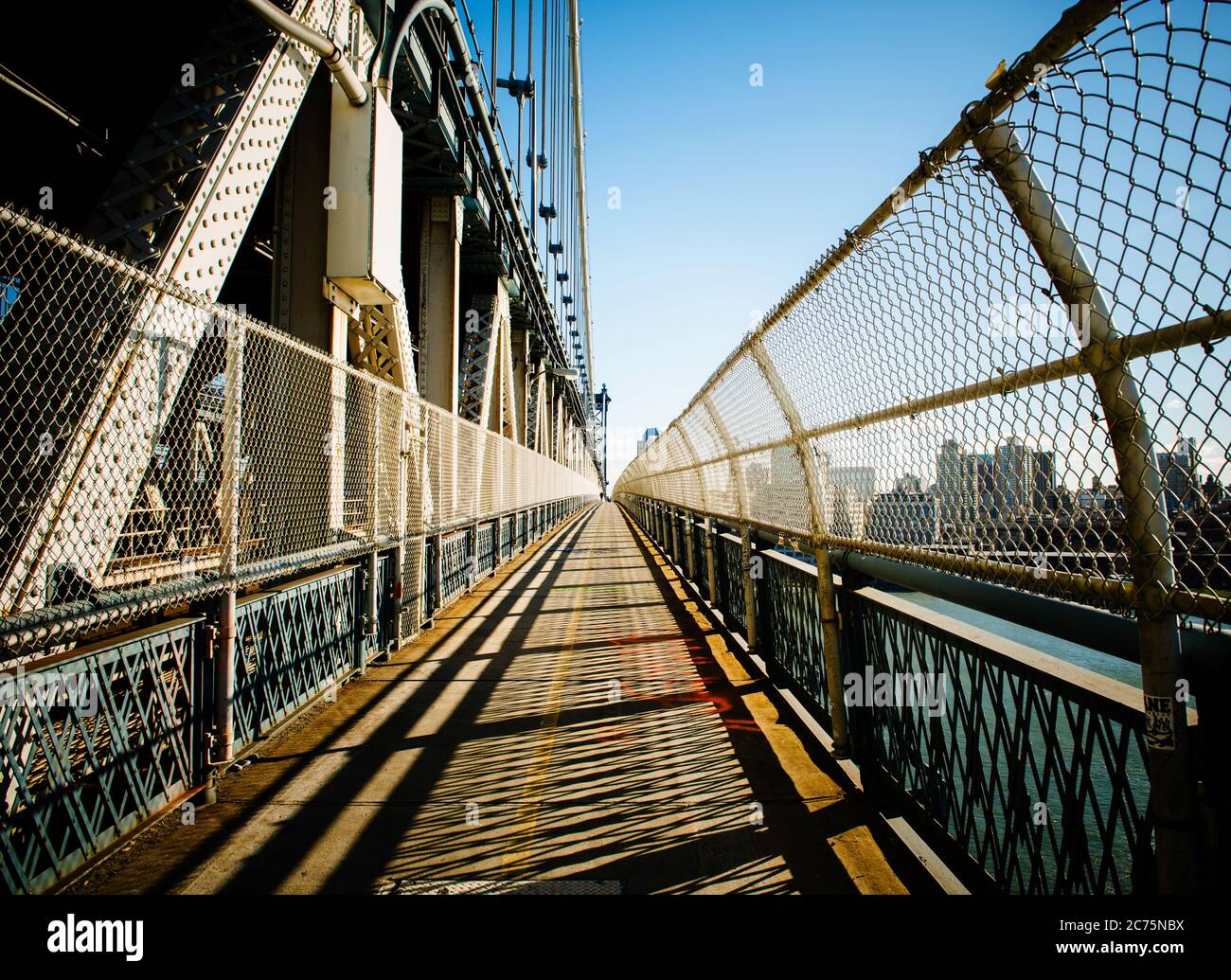 Bridge footpath hi-res stock photography and images - Alamy