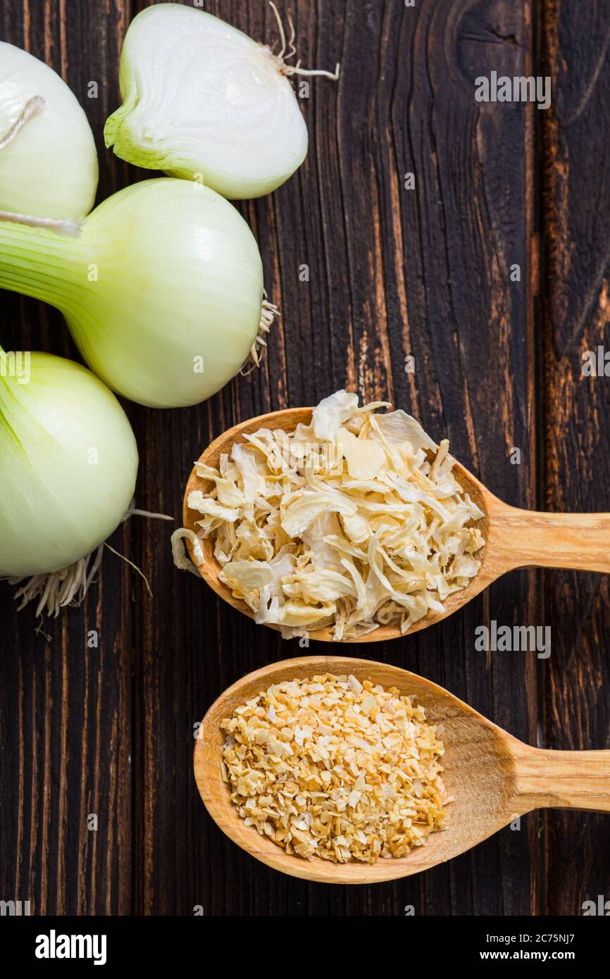 Dried onion flakes seasoning in hi-res stock photography and images - Alamy