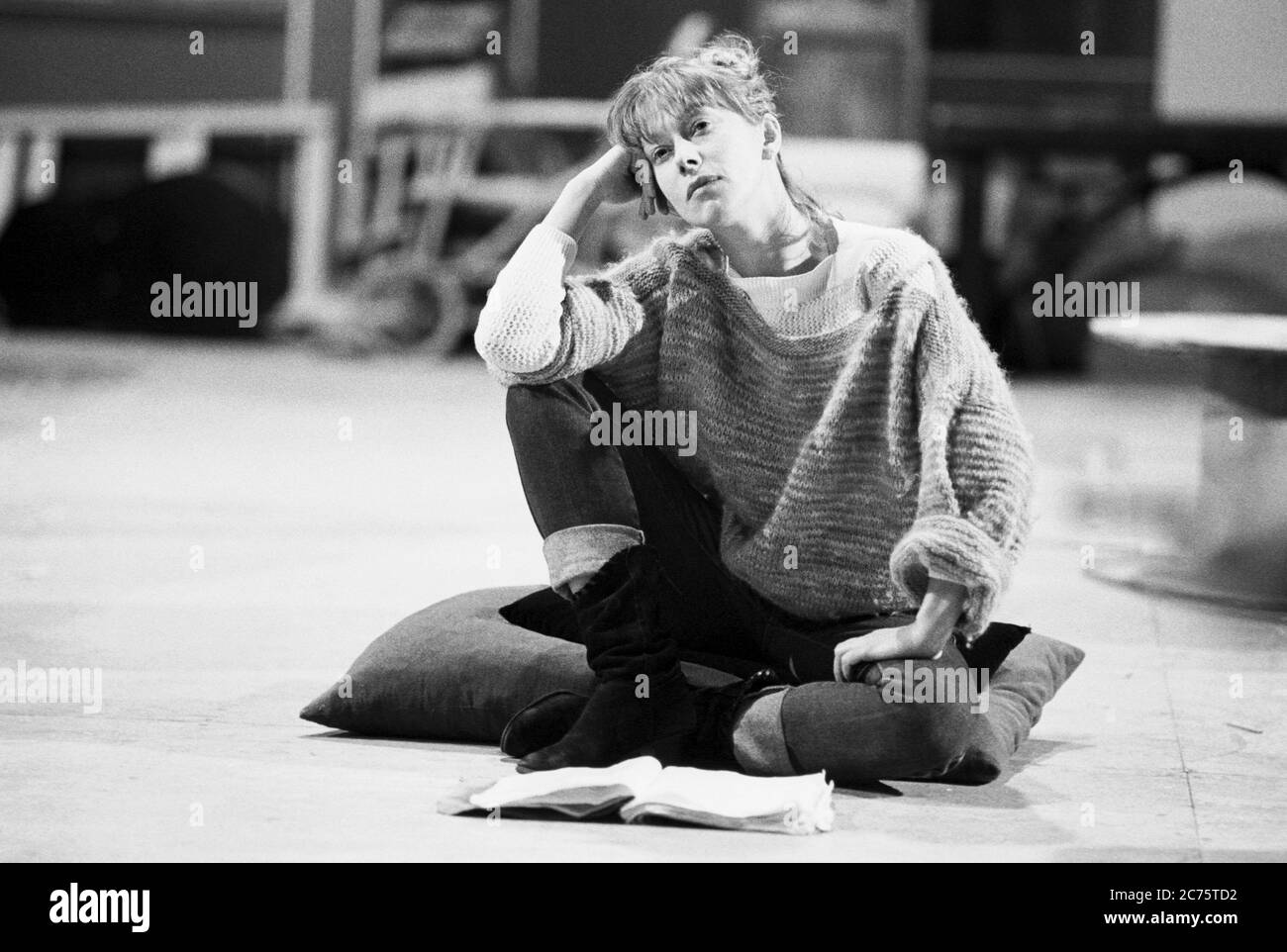 Helen Mirren (Moll Cutpurse) rehearsing THE ROARING GIRL by Thomas ...