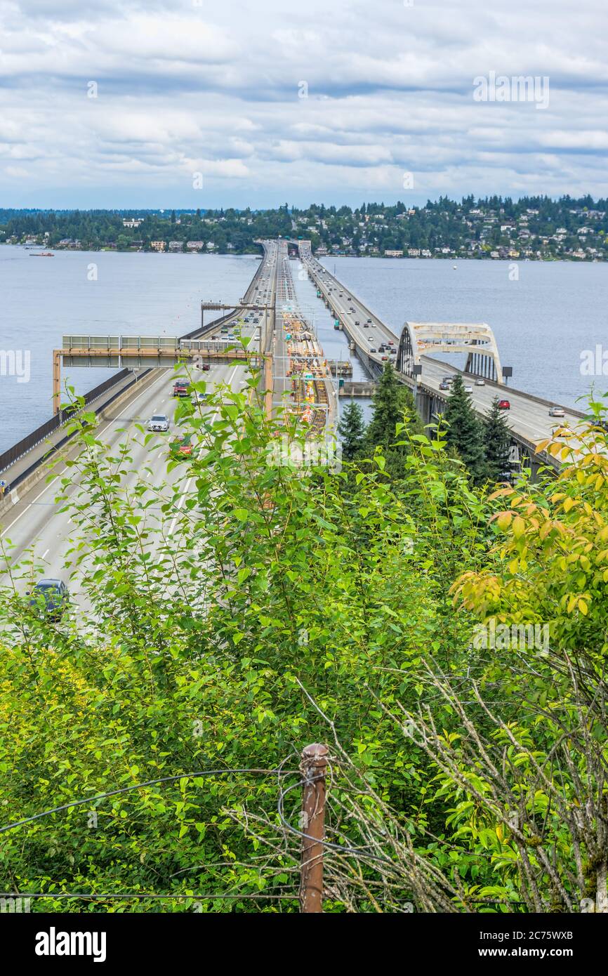 Interstate 90 floating bridges hi-res stock photography and images - Alamy