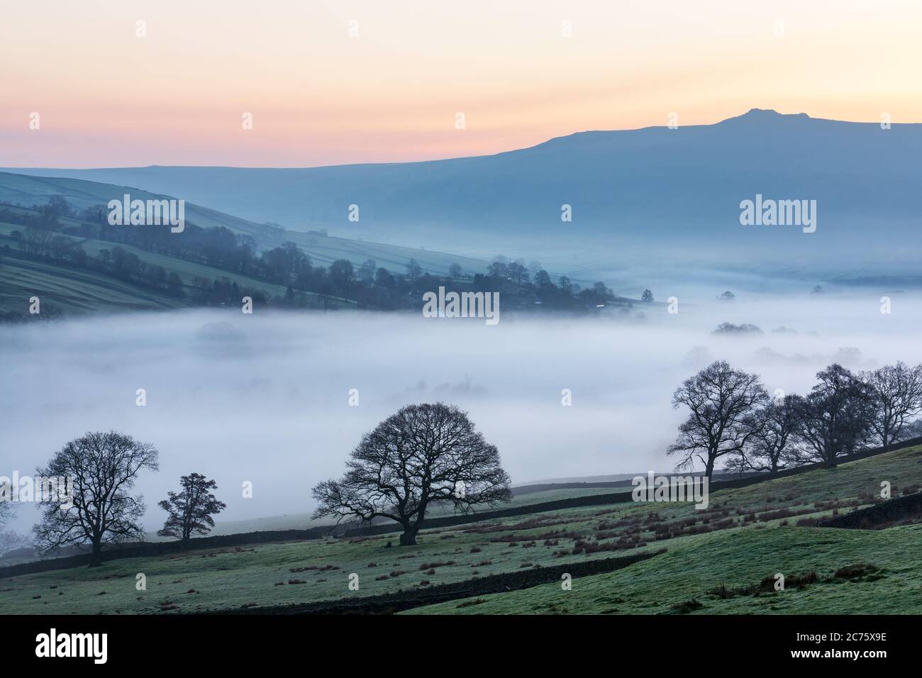 Simons seat yorkshire dales hi-res stock photography and images - Alamy